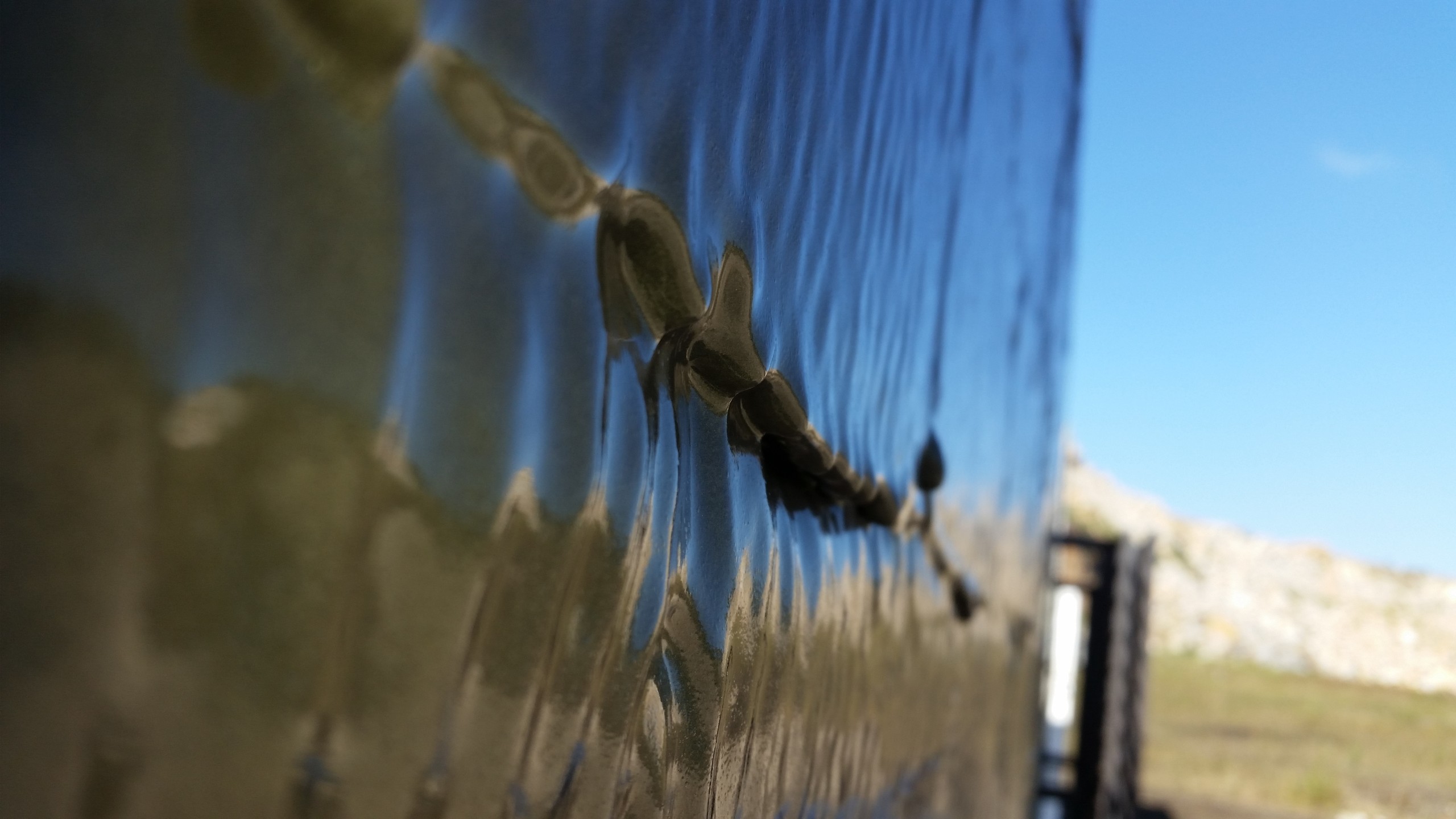 MILITARY BASE CONCRETE 'T' WALL BARRIER - DELTA Coatings